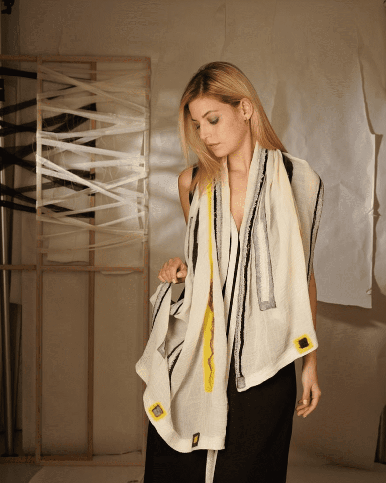 10 Types Of Most Common Scarves For Women - SCARF.COM