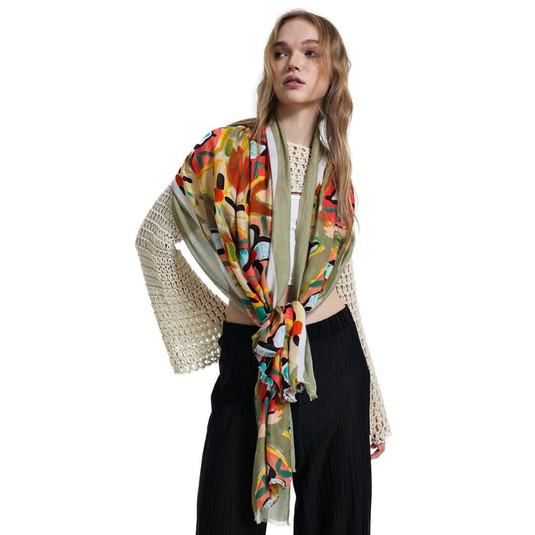 Silk Scarf For Women Combines Elegance And Flair