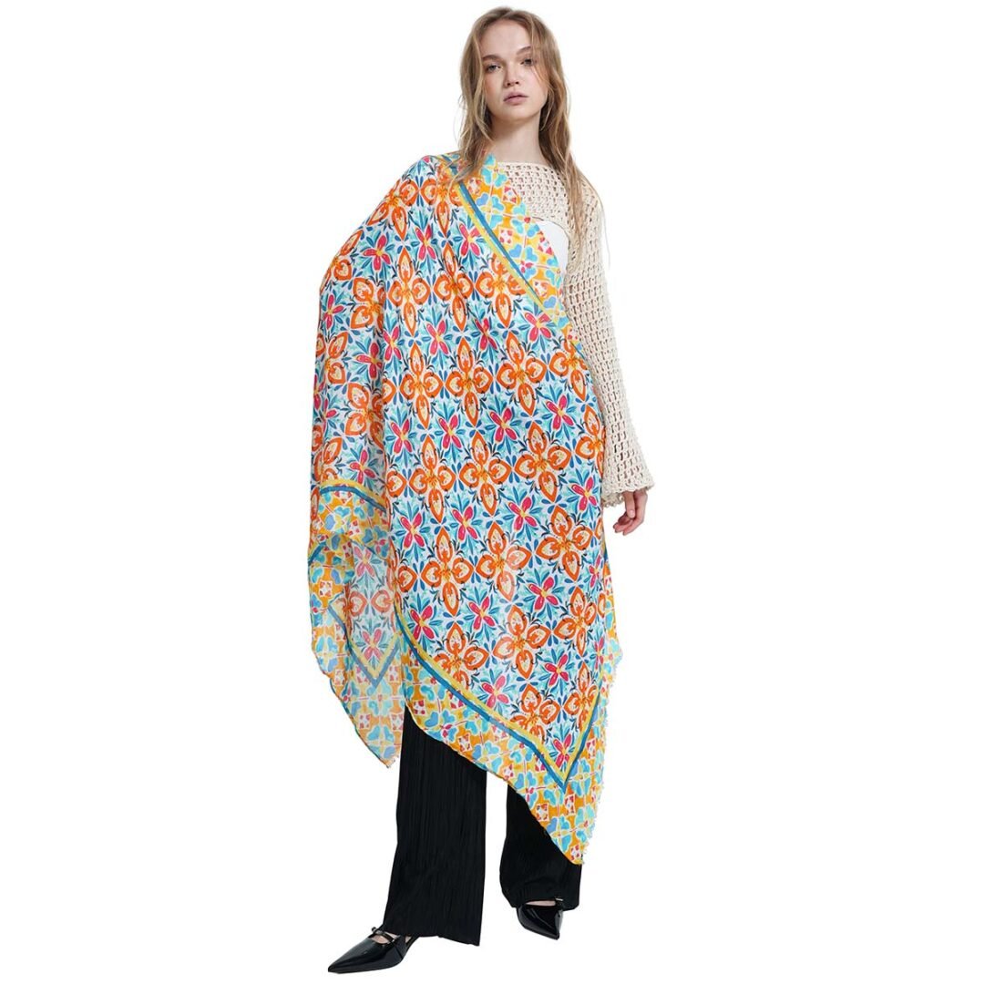 Oversized Scarf Become Essential Accessory For All Seasons