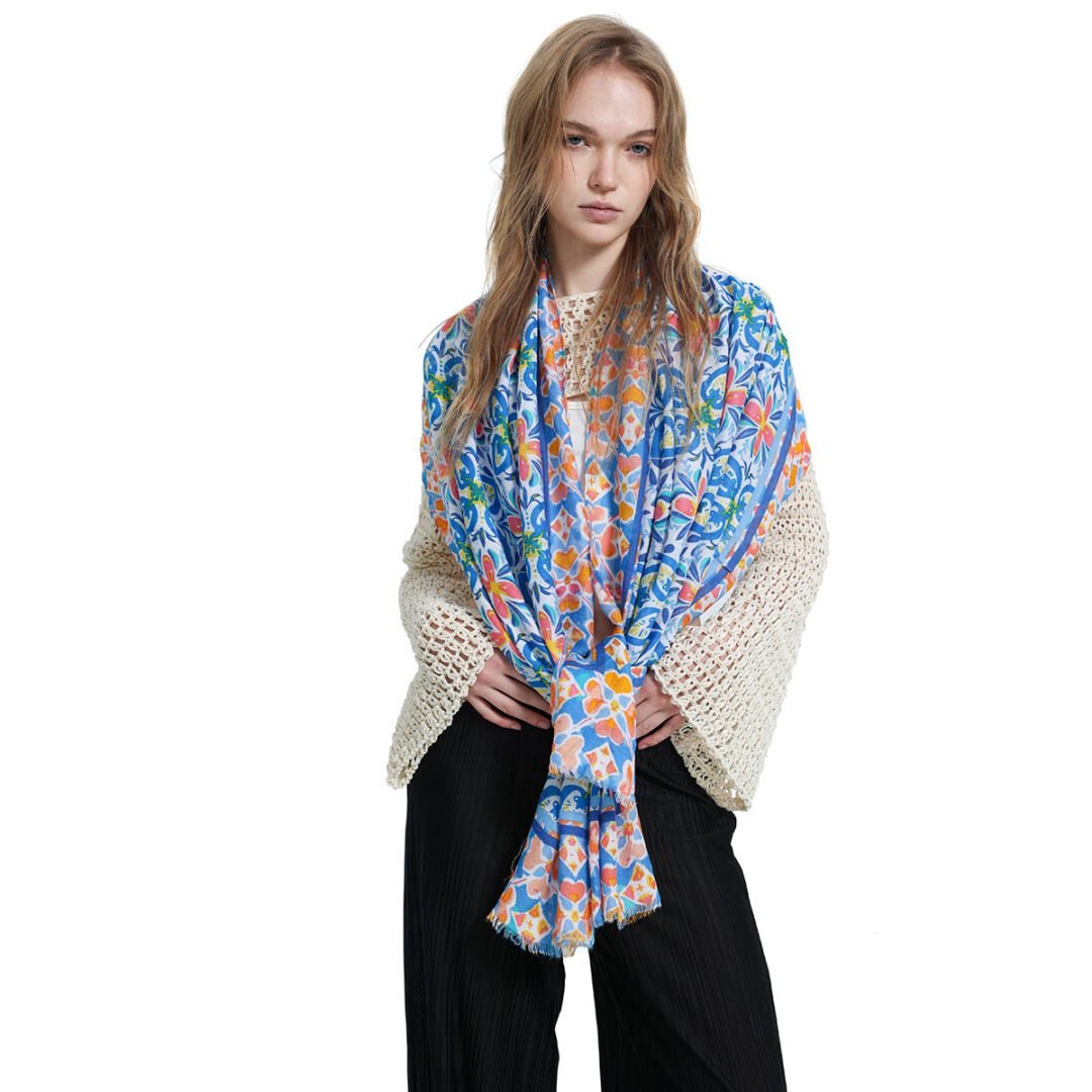 Oversized Scarf Become Essential Accessory For All Seasons